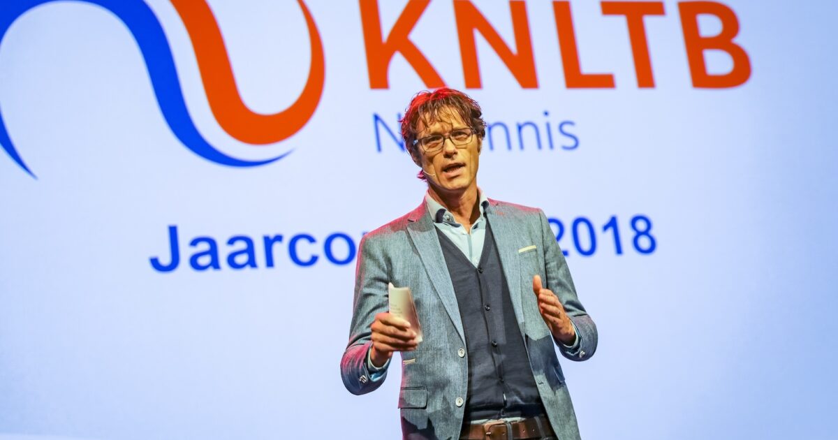 "Als je invloed wilt hebben, moet je wel iets te bieden hebben" | Sport ...